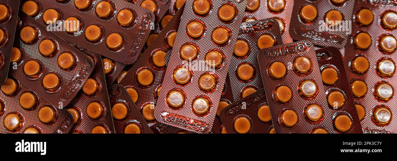 Warfarin tablets hi-res stock photography and images - Alamy