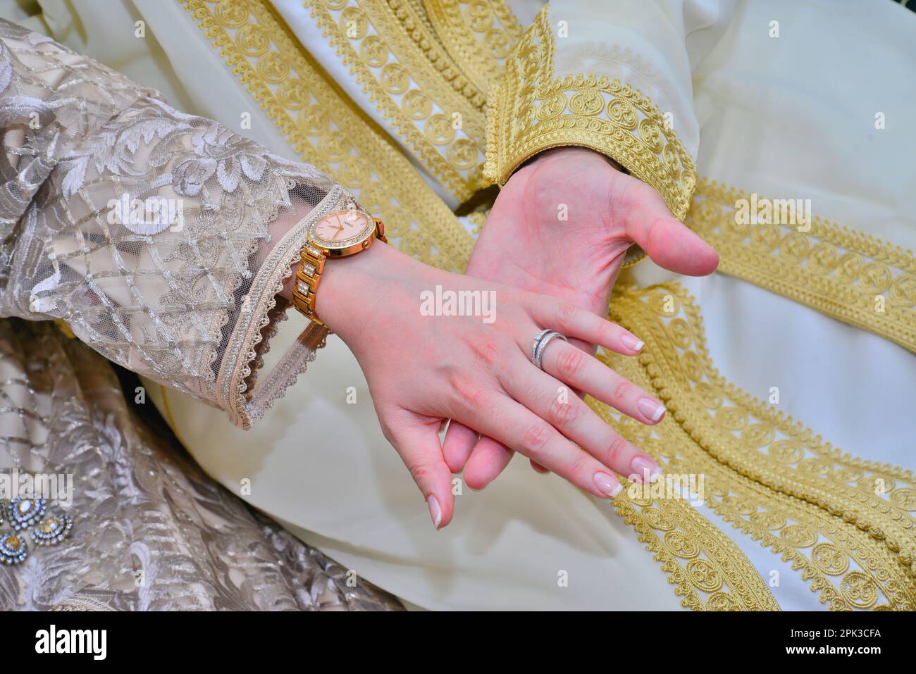 Moroccon couples hi-res stock photography and images - Alamy