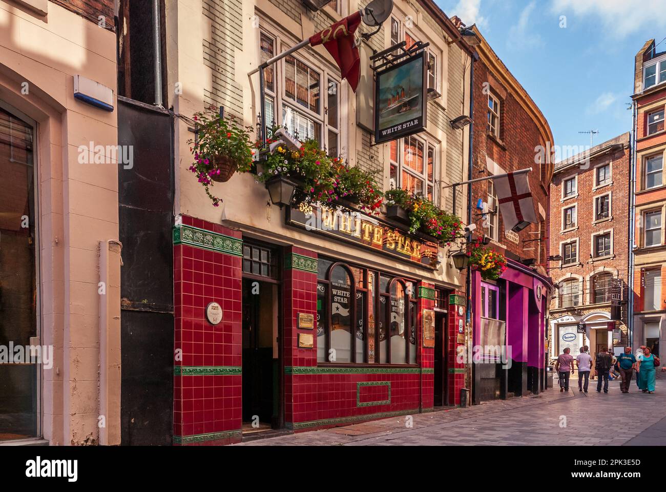 White star public house rainford hi-res stock photography and images ...