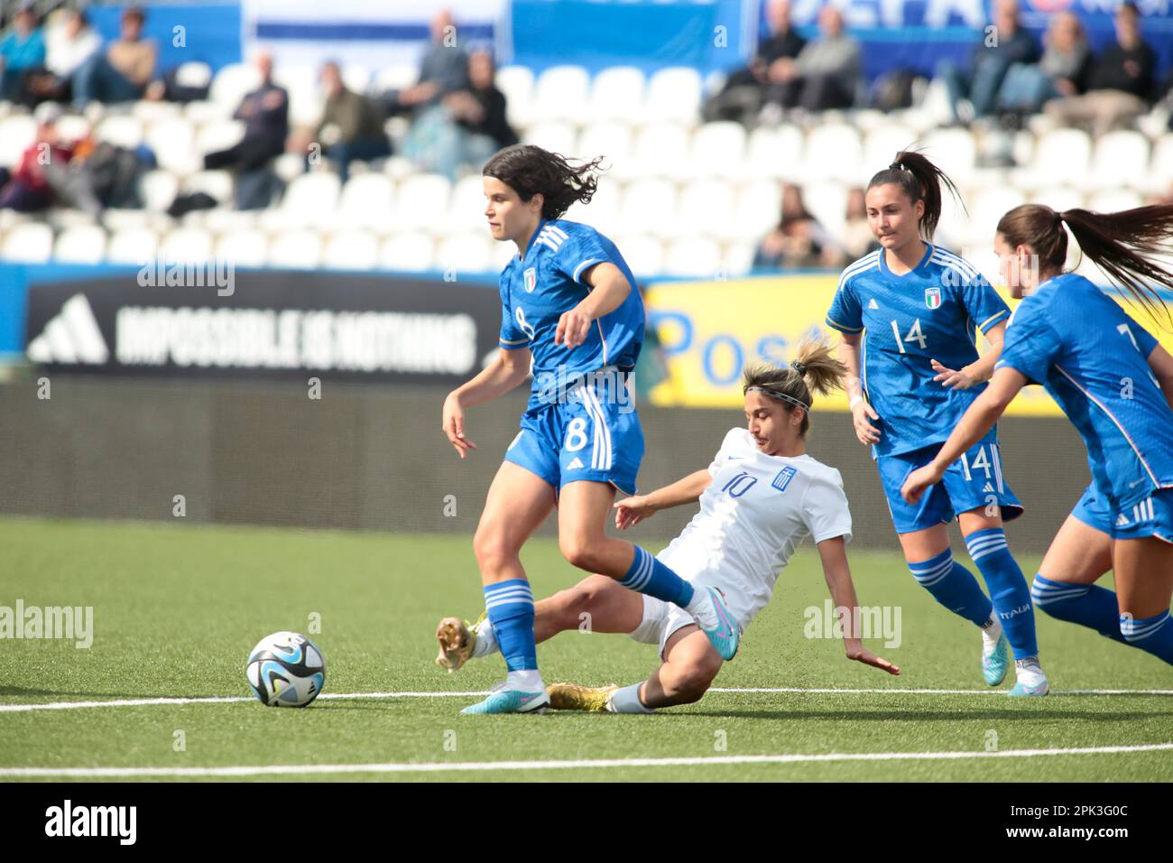 Peruta hi-res stock photography and images - Alamy