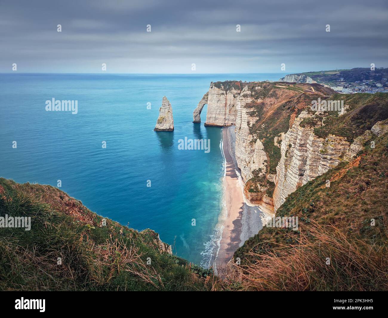 Sightseeing view to the famous rock Aiguille of Etretat in Normandy ...