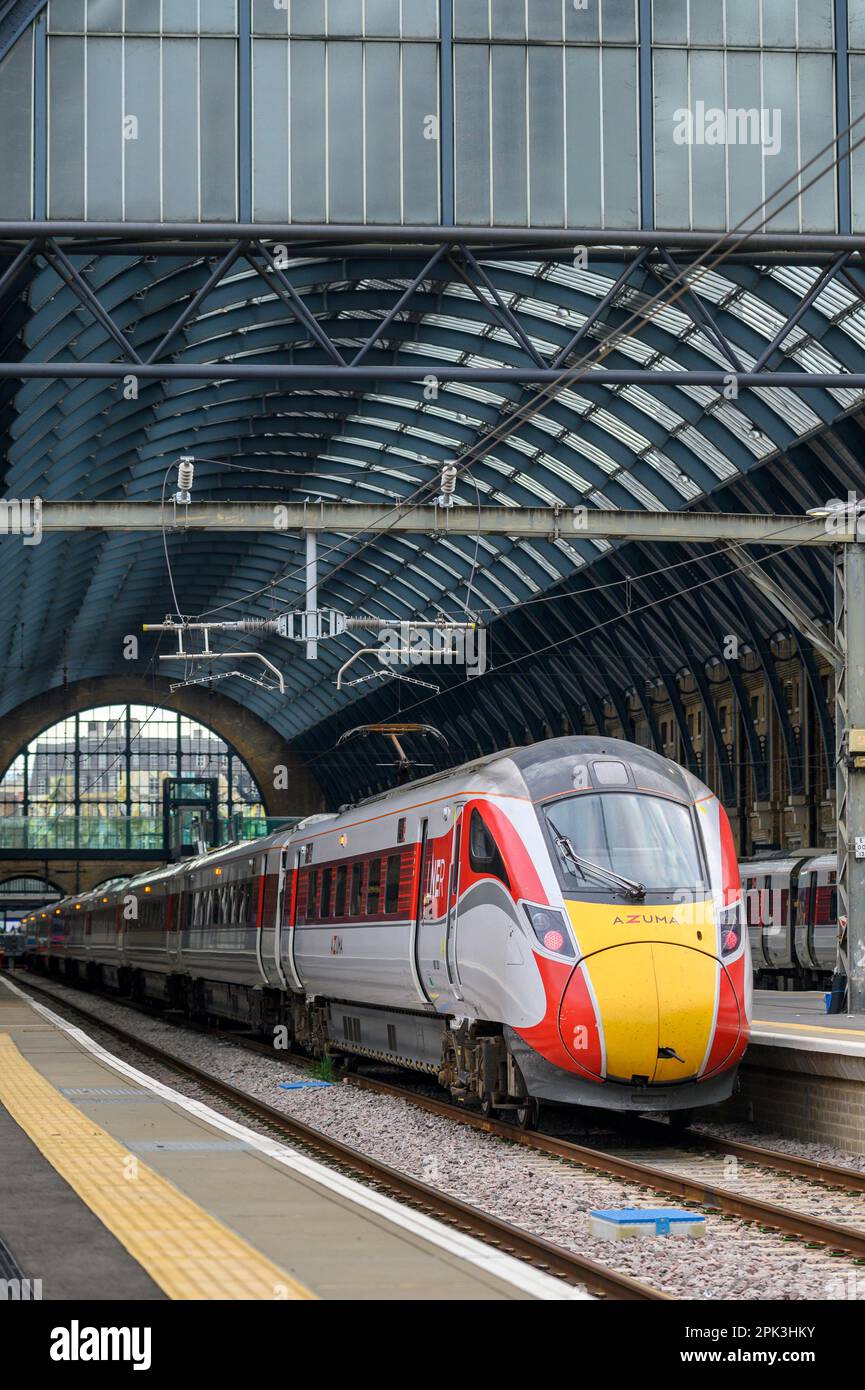 Azuma high speed train in LNER livery waiting at Kings Cross railway ...
