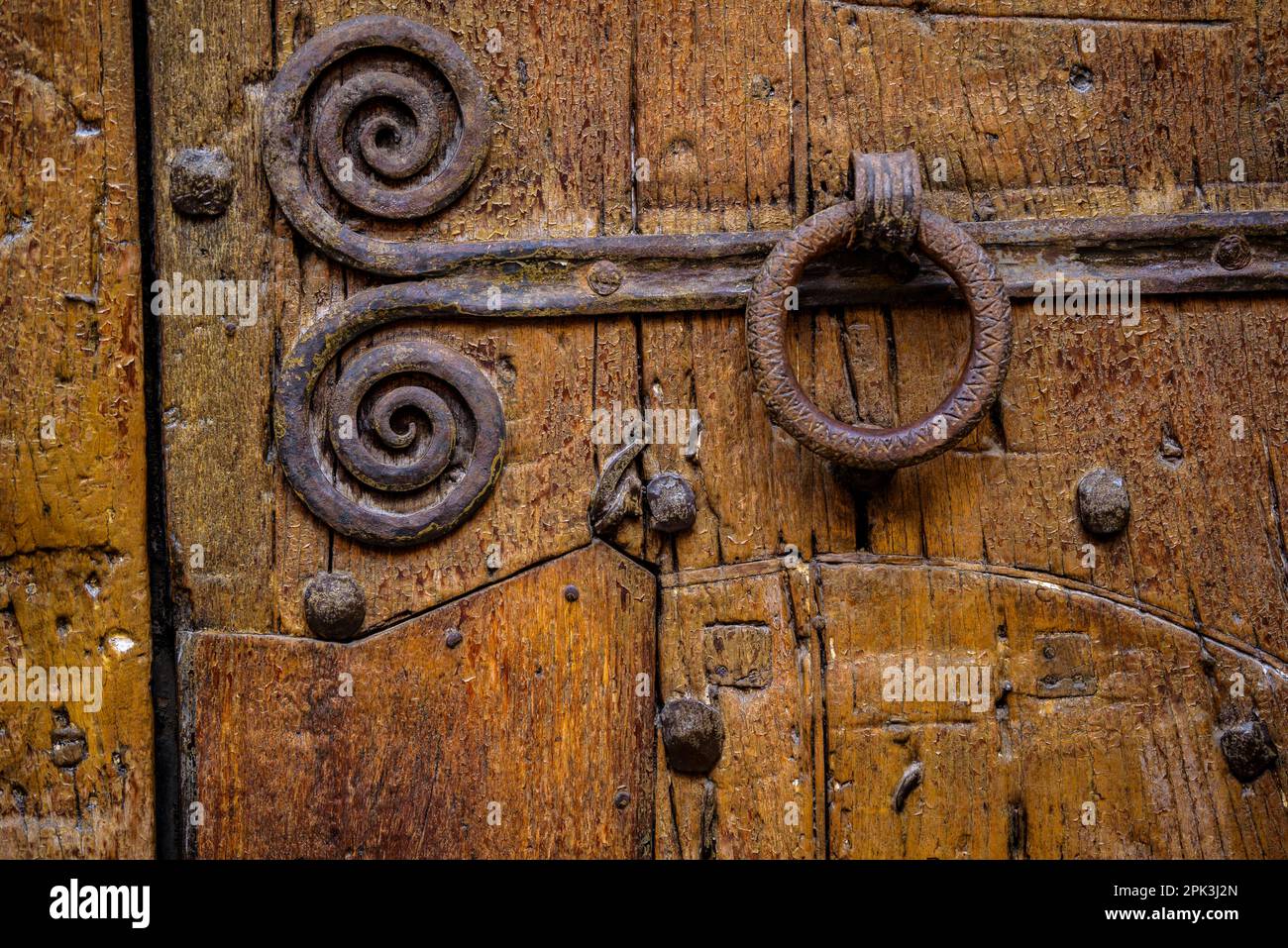 Detail of the door of the "Conventet" (convent) of the Pedralbes ...