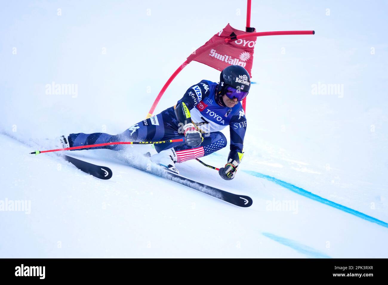 Tommy Ford competes in the men's giant slalom ski race during the U.S ...