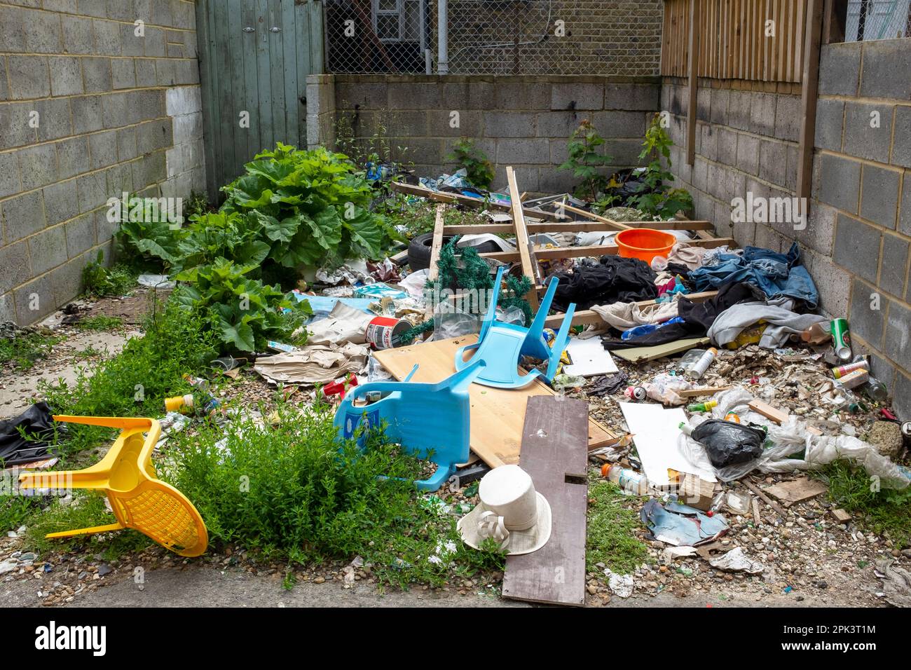 Waste problem hi-res stock photography and images - Alamy