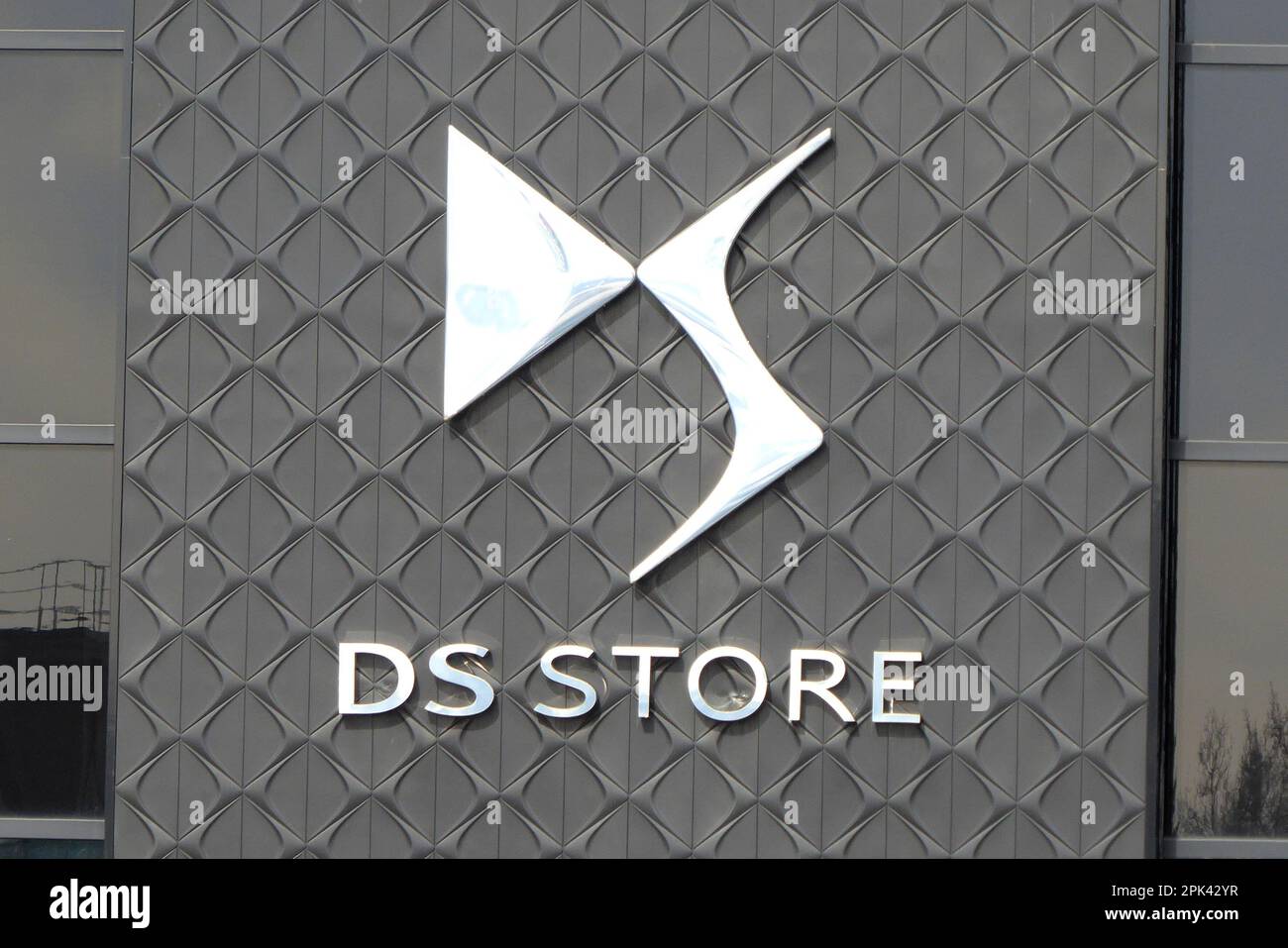 DS Automobiles / Schriftzug / Logo Stock Photo - Alamy