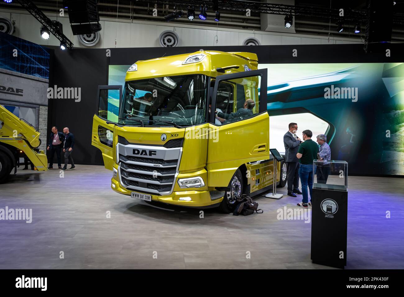 September 20 2022 hi-res stock photography and images - Alamy