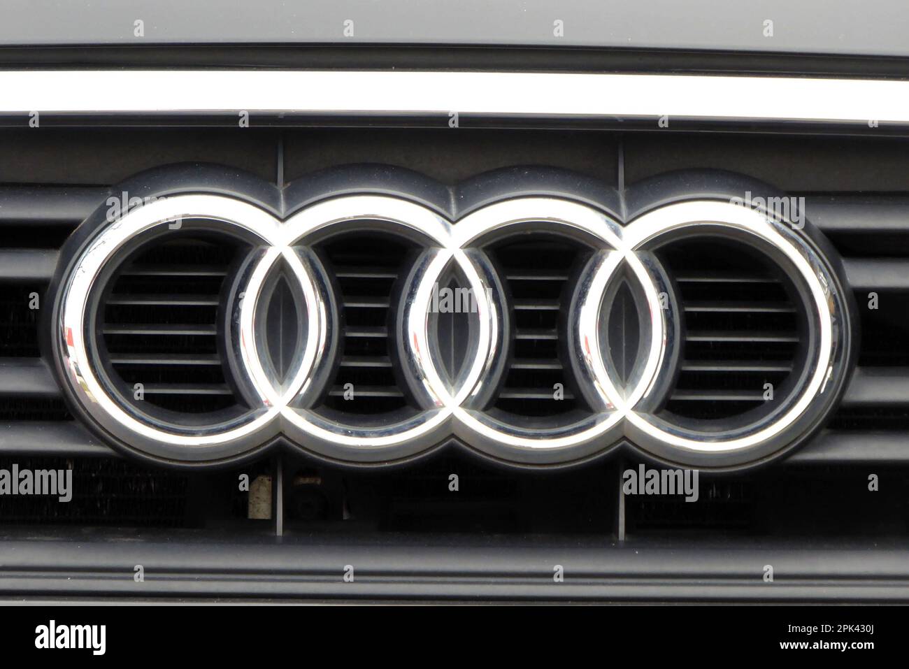 Audi ringe hi-res stock photography and images - Alamy