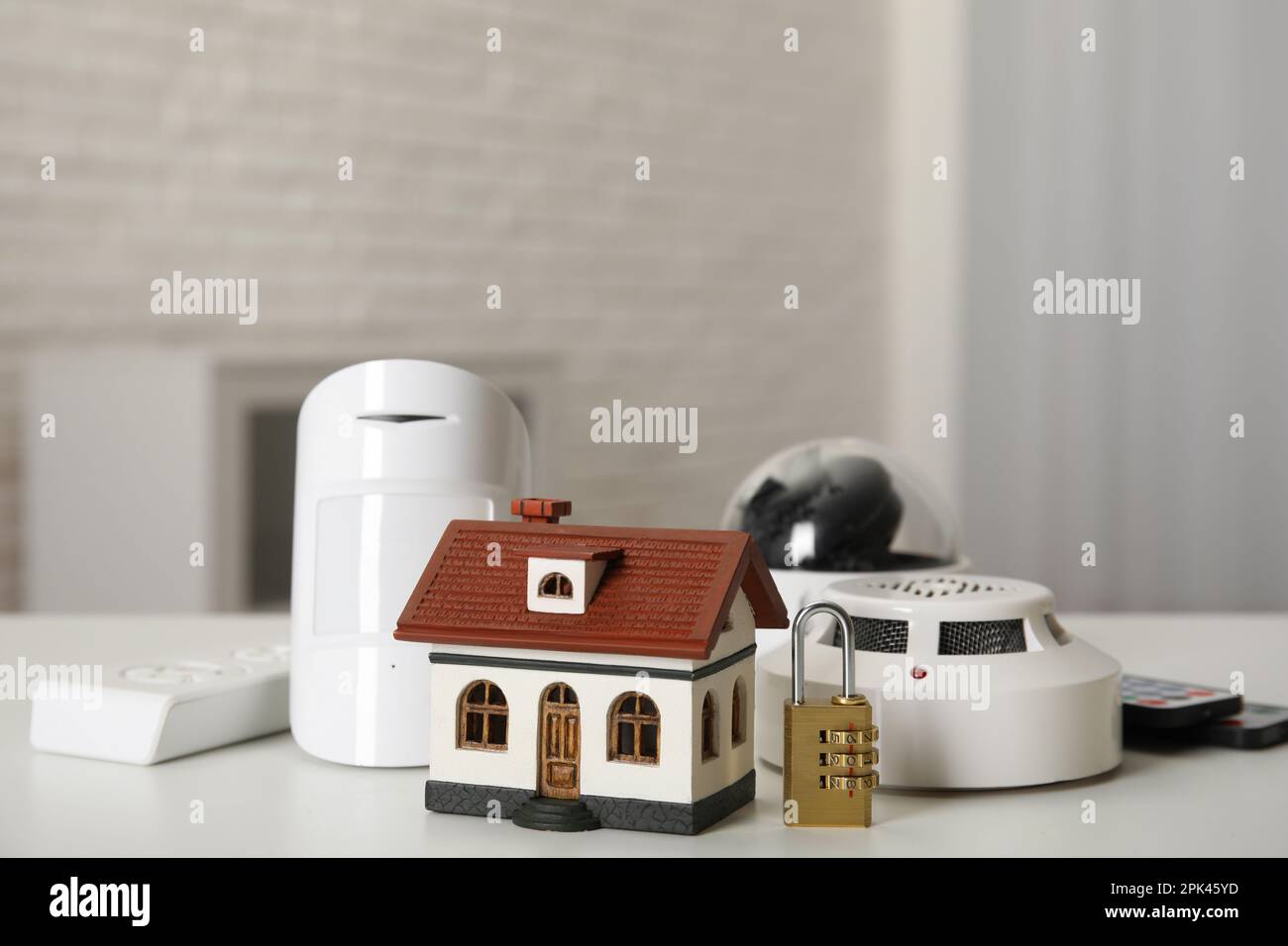 Fire and intrusion alarm hi-res stock photography and images - Alamy