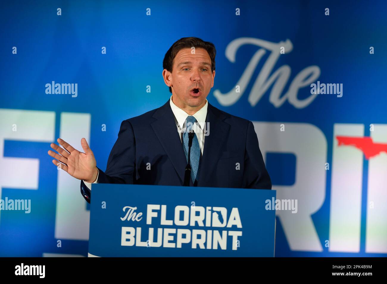 Ron desantis 2023 hi-res stock photography and images - Alamy