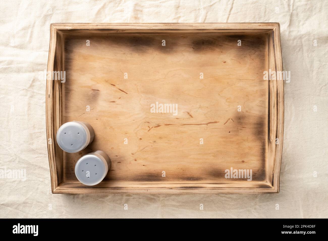wooden food empty platter with jars of spices in the cafeteria Stock ...