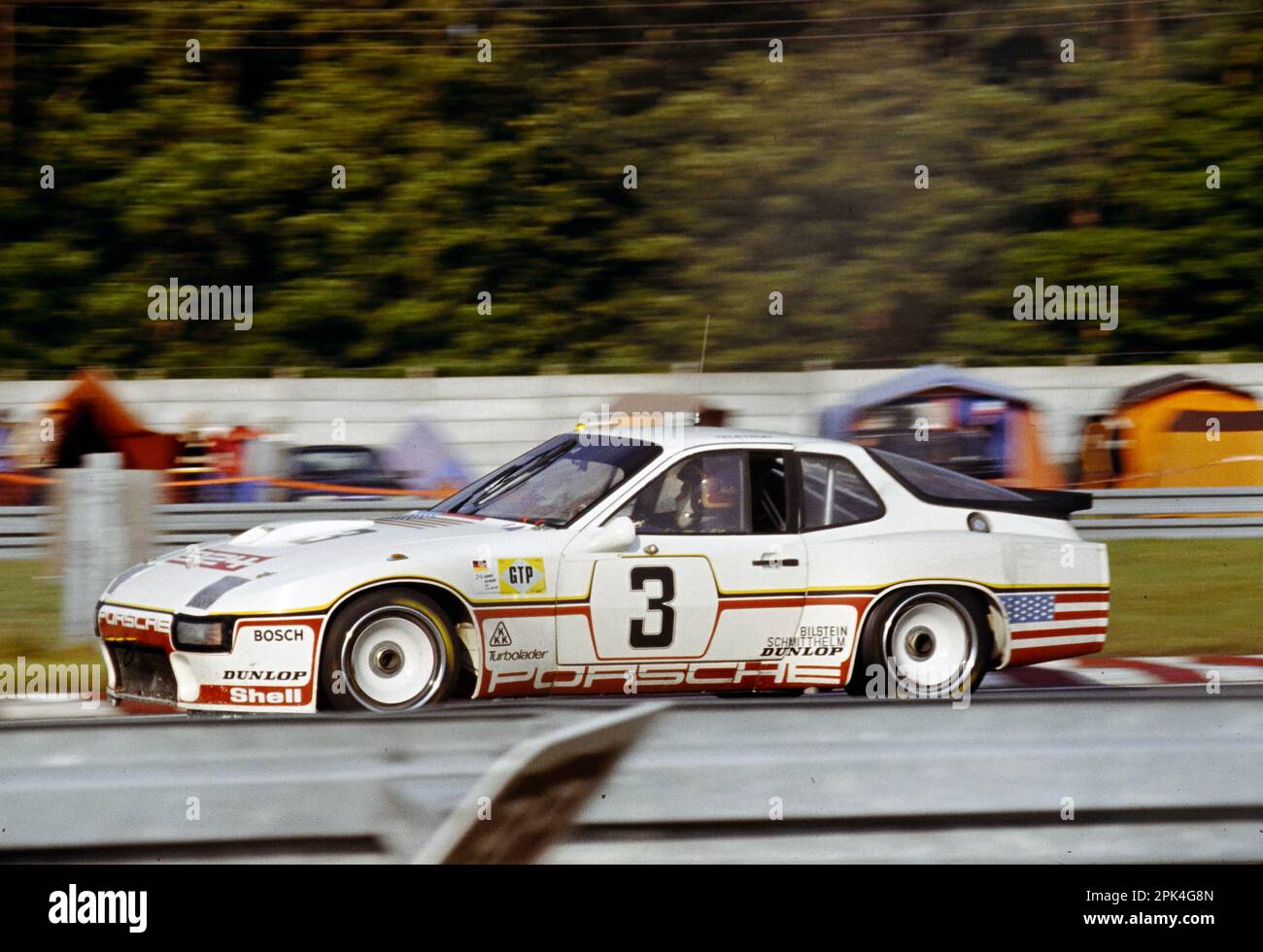 24 heures du Mans 1980 - Porsche 924 Carrera GT - Driven by: Derek Bell ...
