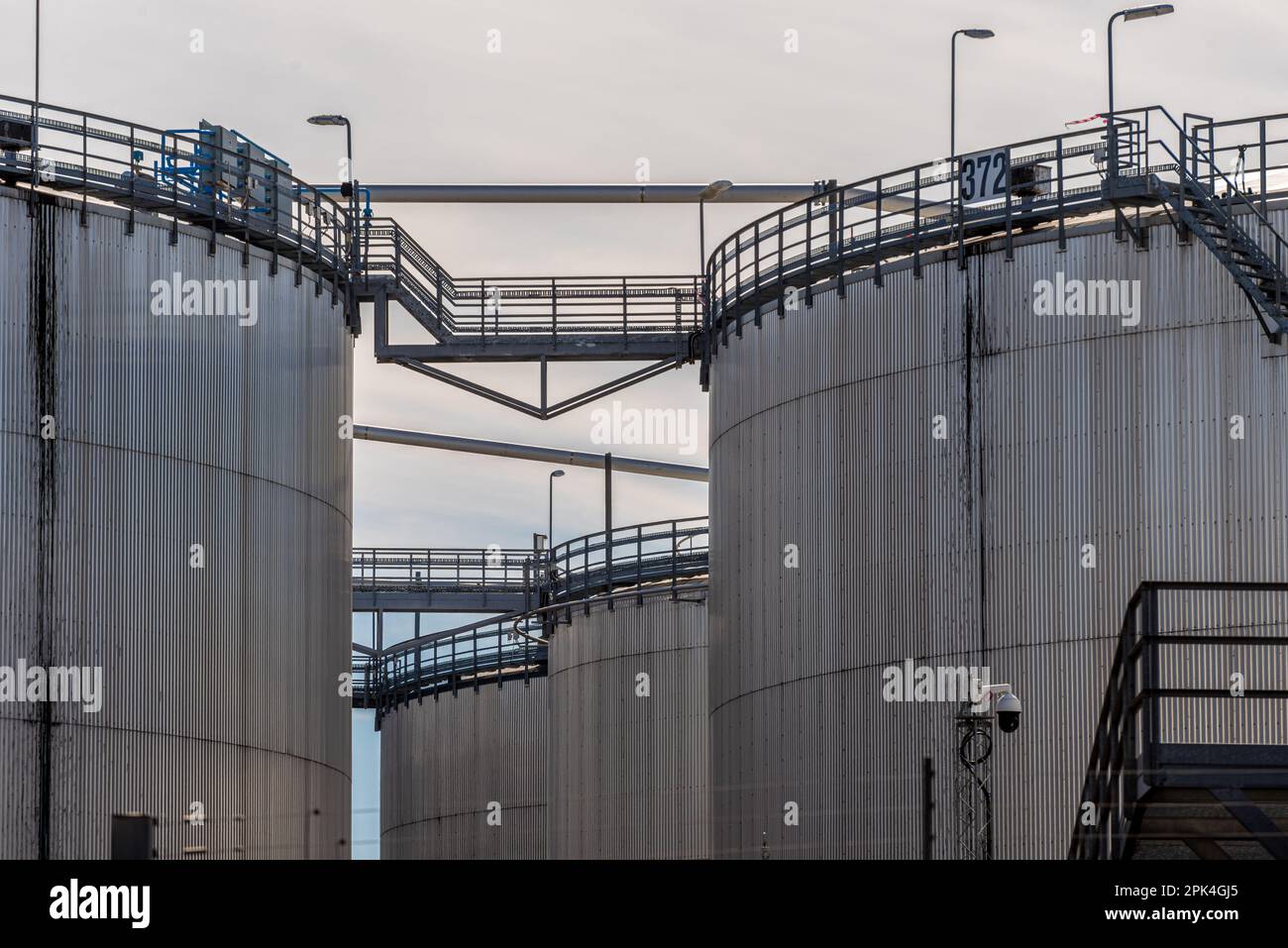 Oil refinery train tracks hi-res stock photography and images - Alamy