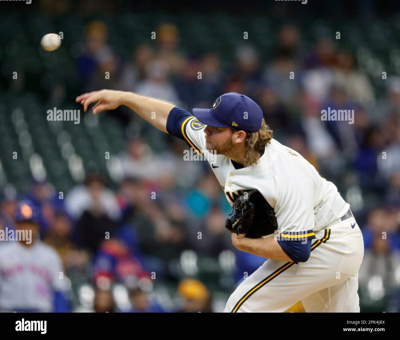 Milwaukee Brewers starting pitcher Corbin Burnes throws to the New York ...