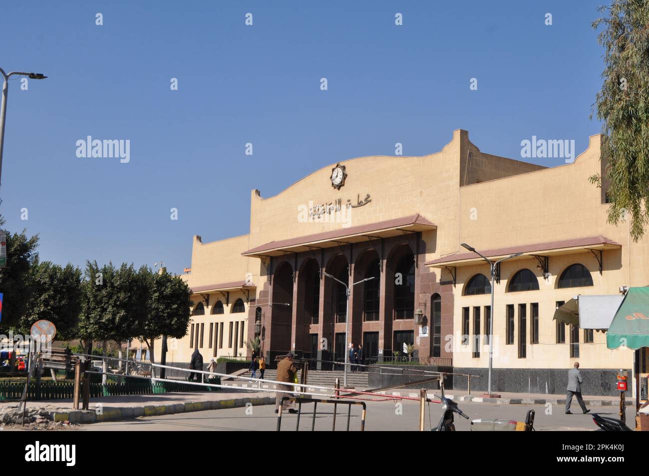 Train station in Ismailia, Egypt Stock Photo - Alamy Train station in Ismailia, Egypt Stock Photo - Alamy