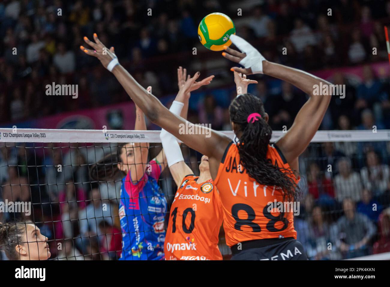 Sinead jack hi-res stock photography and images - Alamy