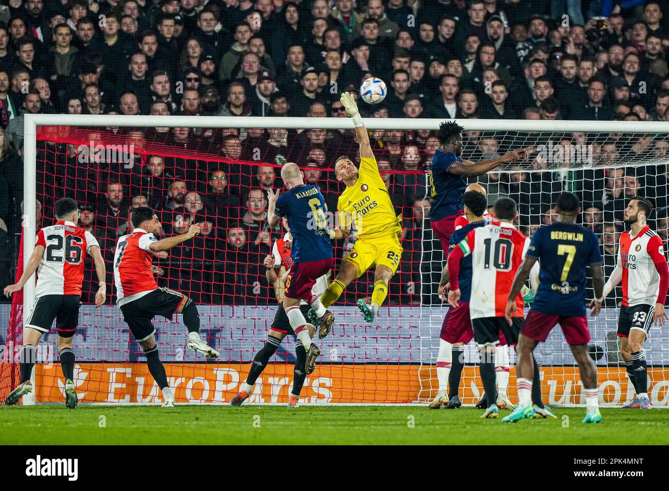 Rotterdam, Netherlands - 05/04/2023, Feyenoord keeper Timon ...