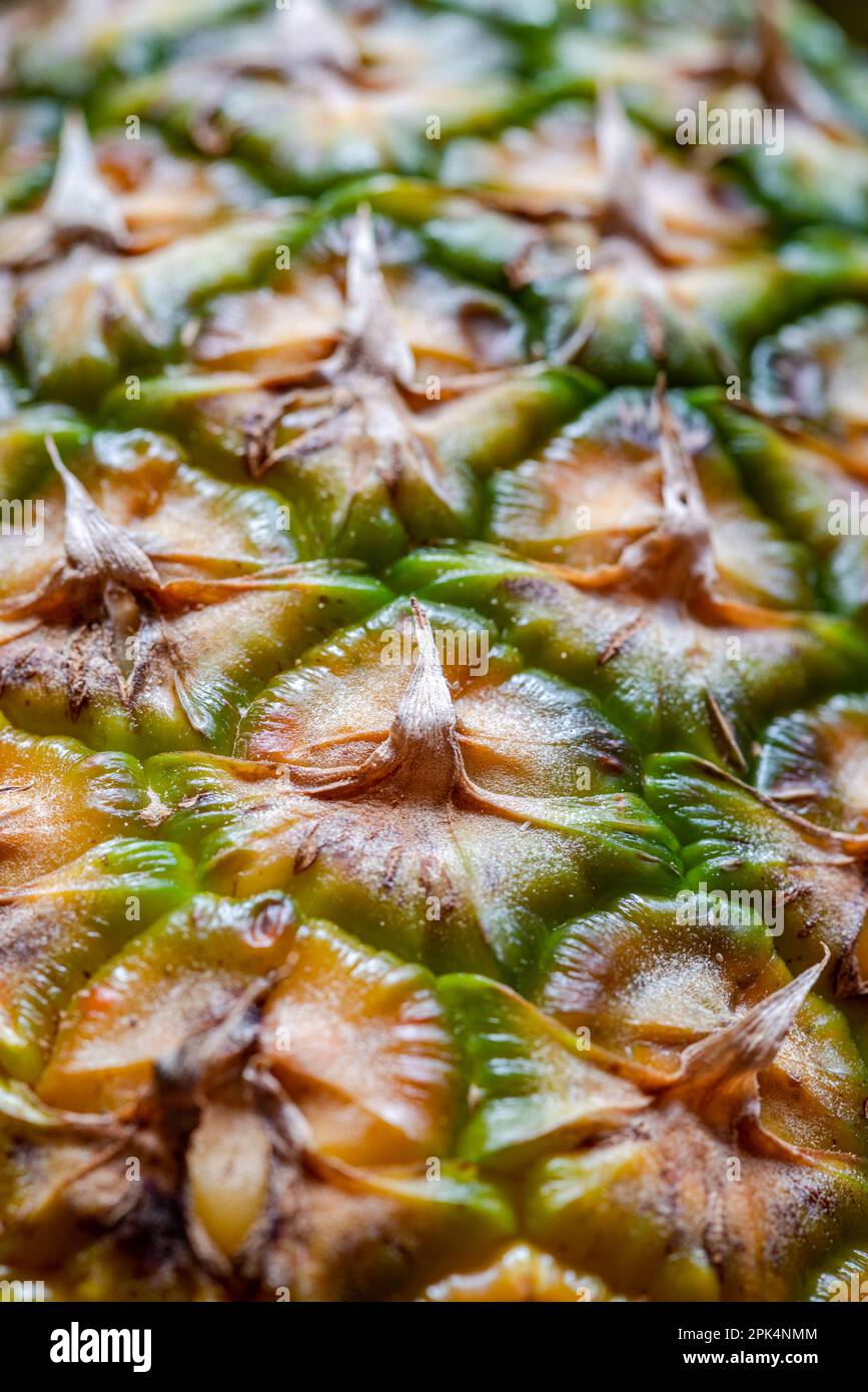 Pineapple skin texture hi-res stock photography and images - Alamy
