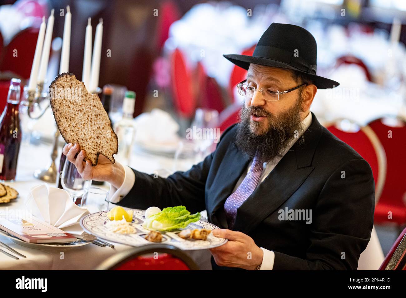 Chabad seder plate hi-res stock photography and images - Alamy