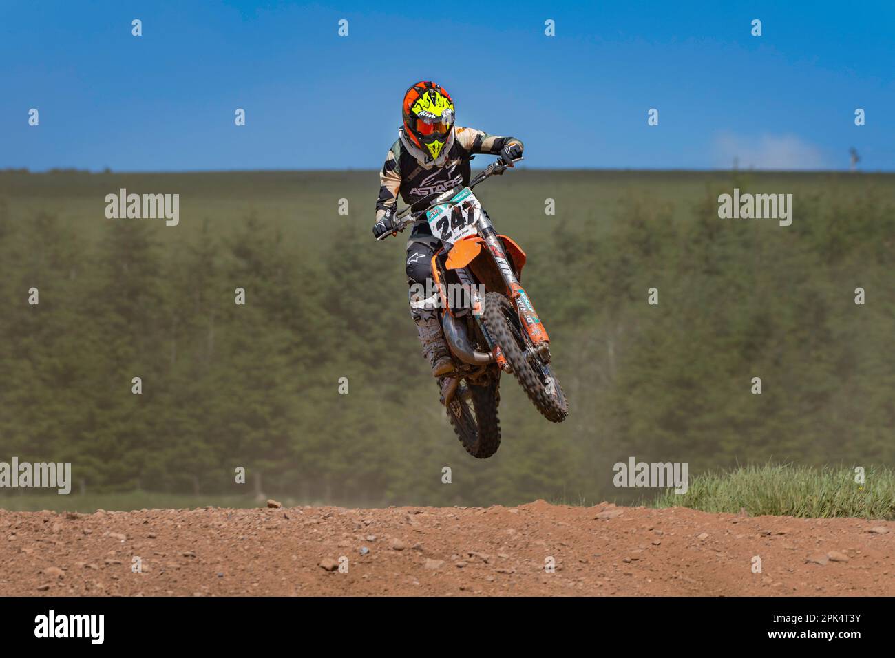 Racers at Duns Motocross track Stock Photo - Alamy