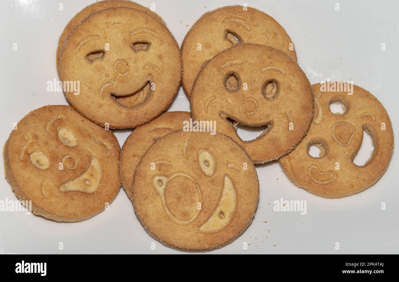 Smiley face cookie hi-res stock photography and images - Alamy