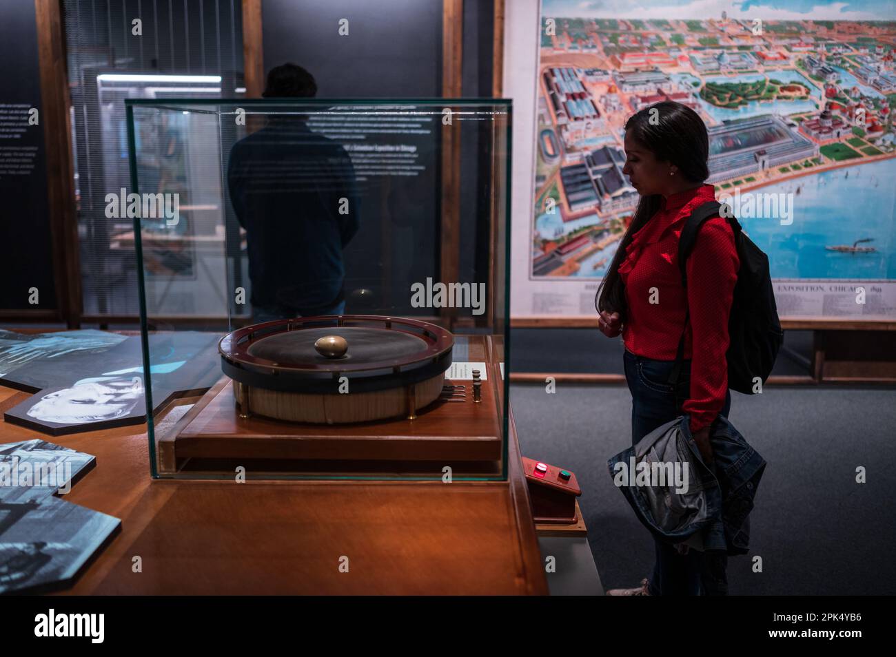 Induction motor with an egg-shaped rotor (Egg of Colombus). 'Nikola ...