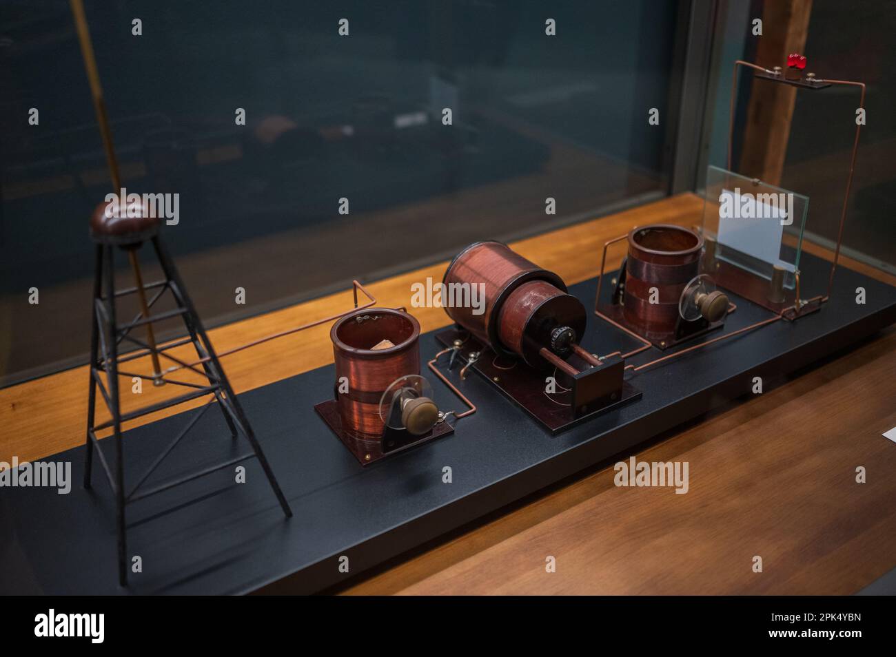 Exhibition circuit hi-res stock photography and images - Alamy