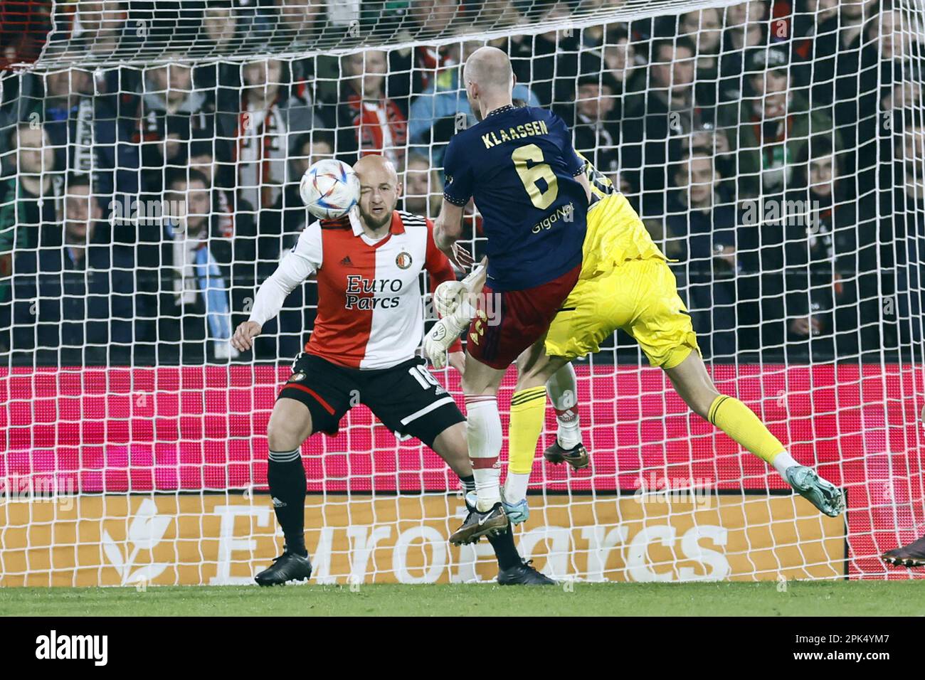 ROTTERDAM - Davy Klaassen of Ajax scores the 1-2. (lr) Gernot Trauner of Feyenoord, Davy ...