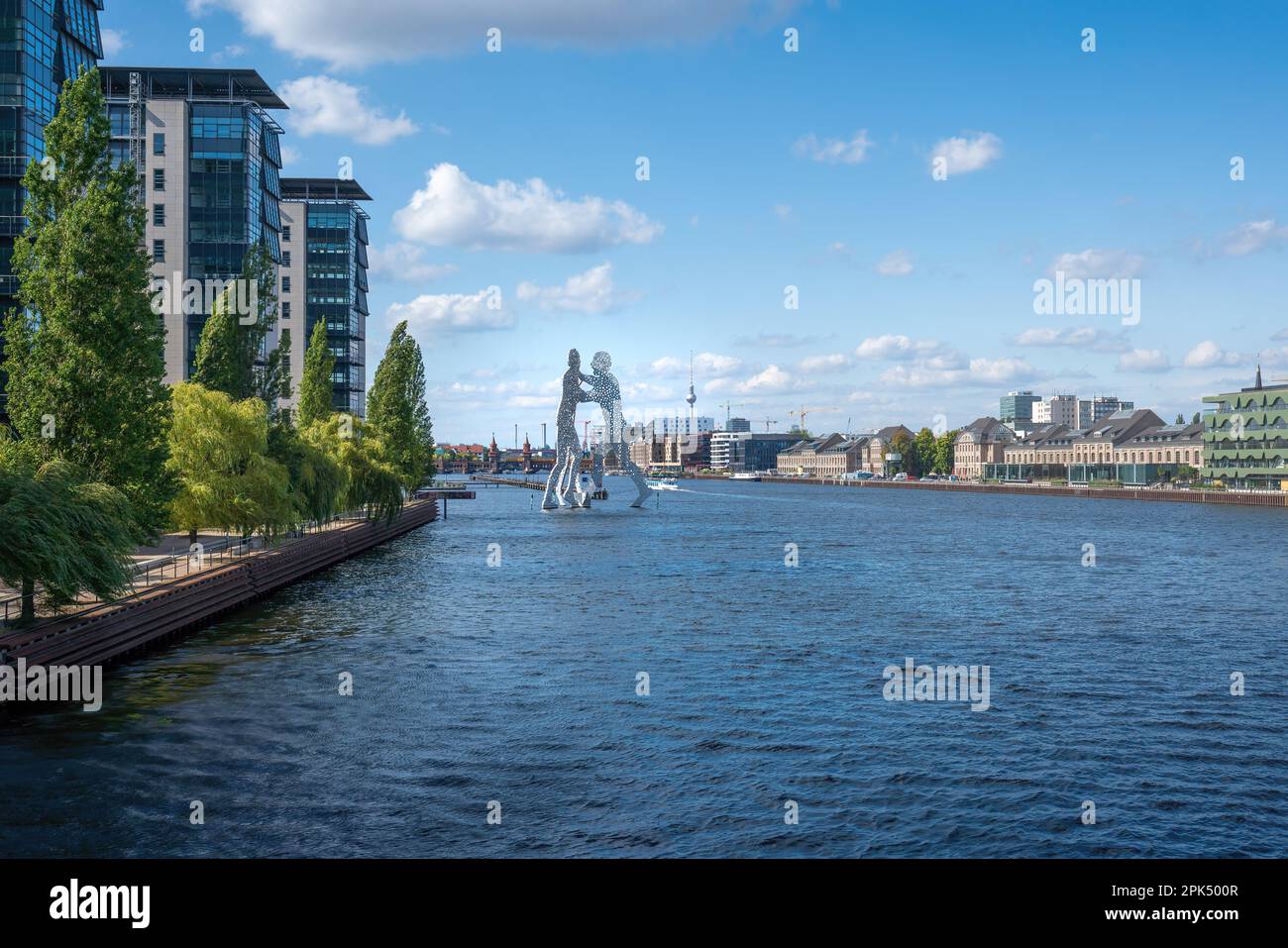 Molecule Men Sculpture at Spree River by Jonathan Borofsky - Berlin ...