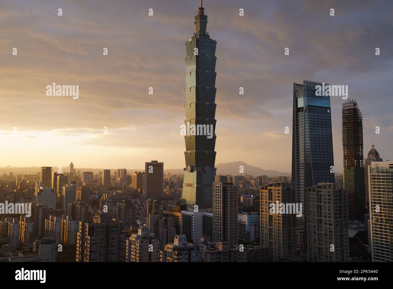Taipei´s 101 building seen from elephant hill in Taipei, Taiwan Stock ...