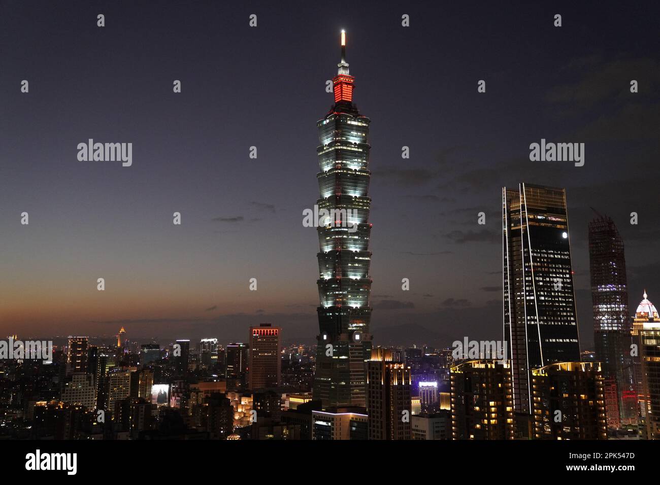 Taipei´s 101 building seen from elephant hill in Taipei, Taiwan Stock ...