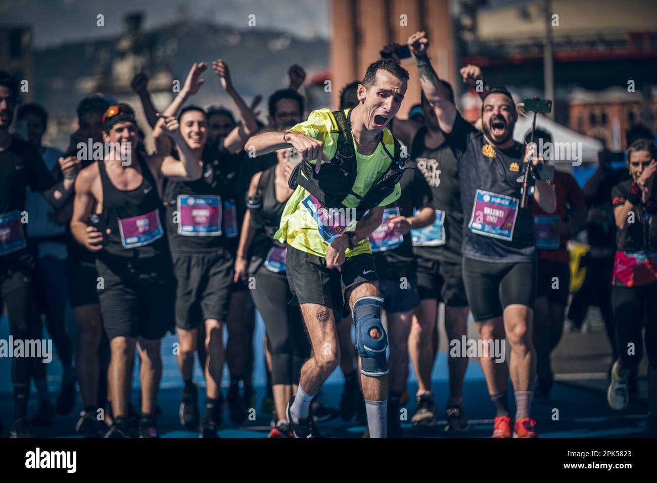 Alex Roca reaching the finish line in his first Barcelona marathon and ...