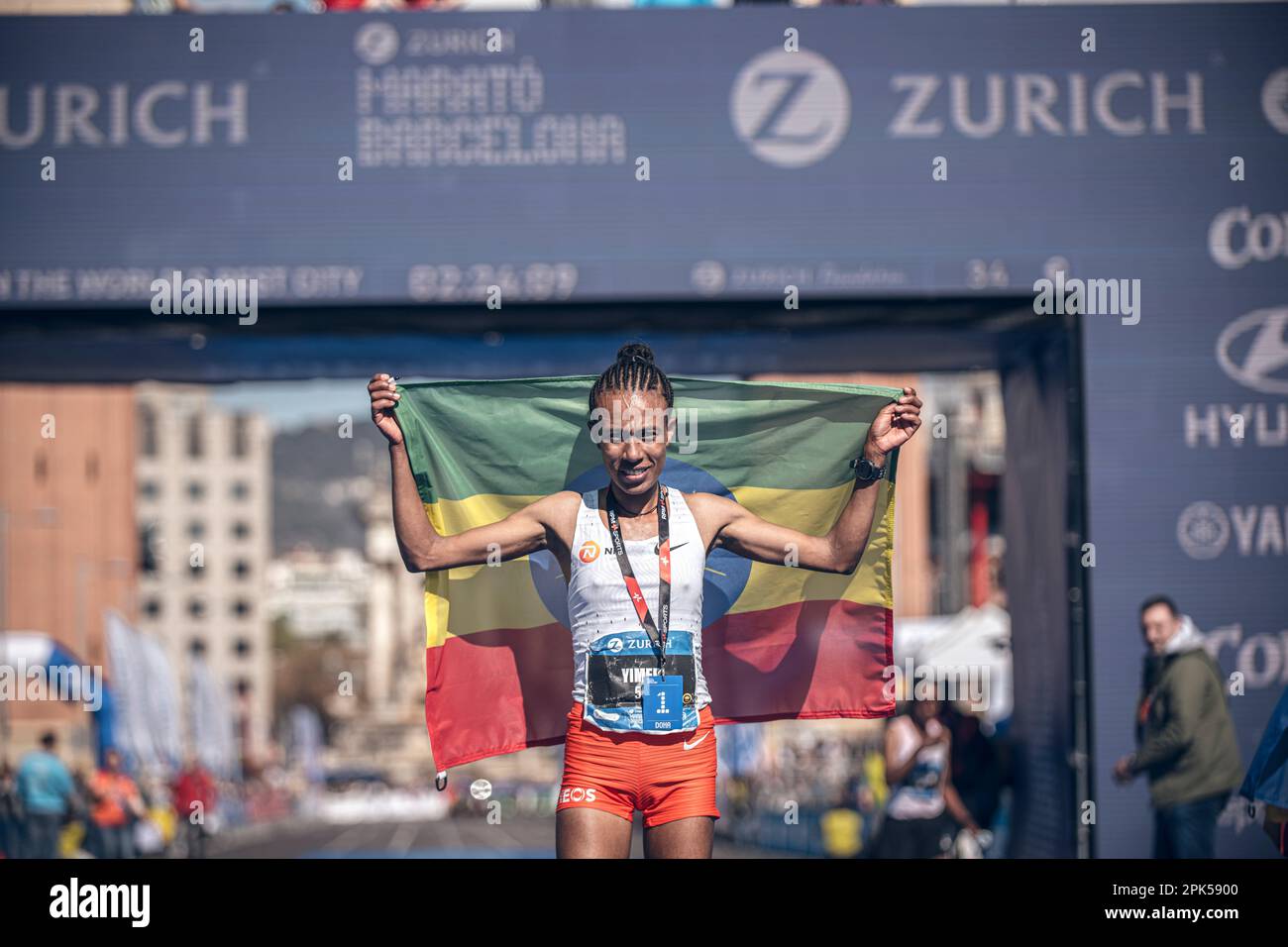 Zeineba Yimer in the 2023 Barcelona Marathon Stock Photo - Alamy