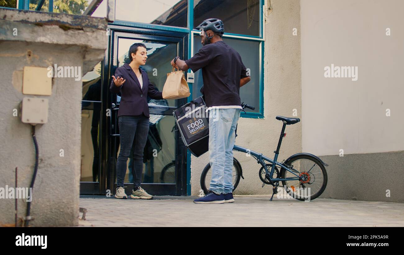 Wrong order food hi-res stock photography and images - Alamy