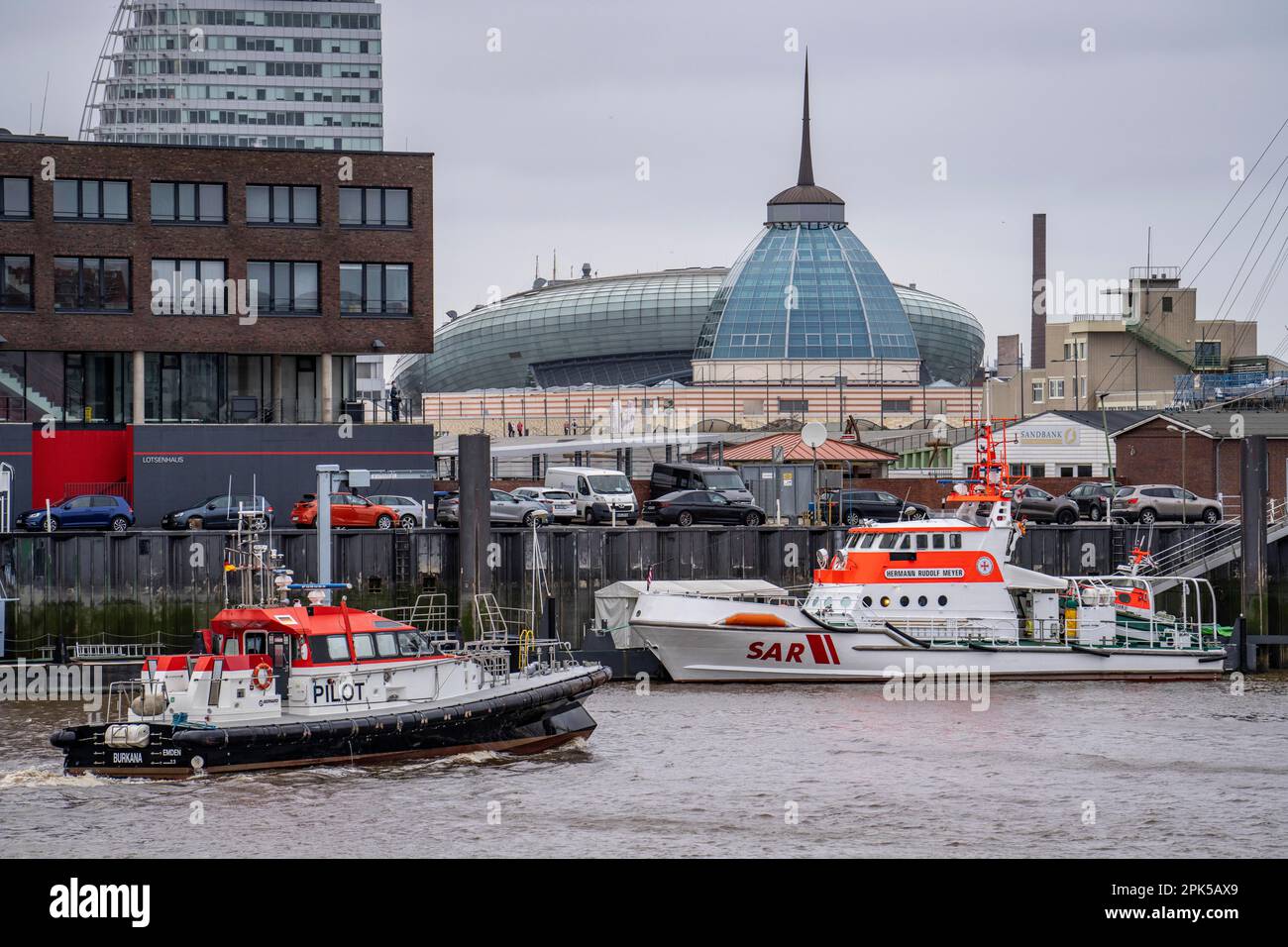 Sea rescue cruiser Herman Rudolf Meyer, SAR ship in the Old outer ...