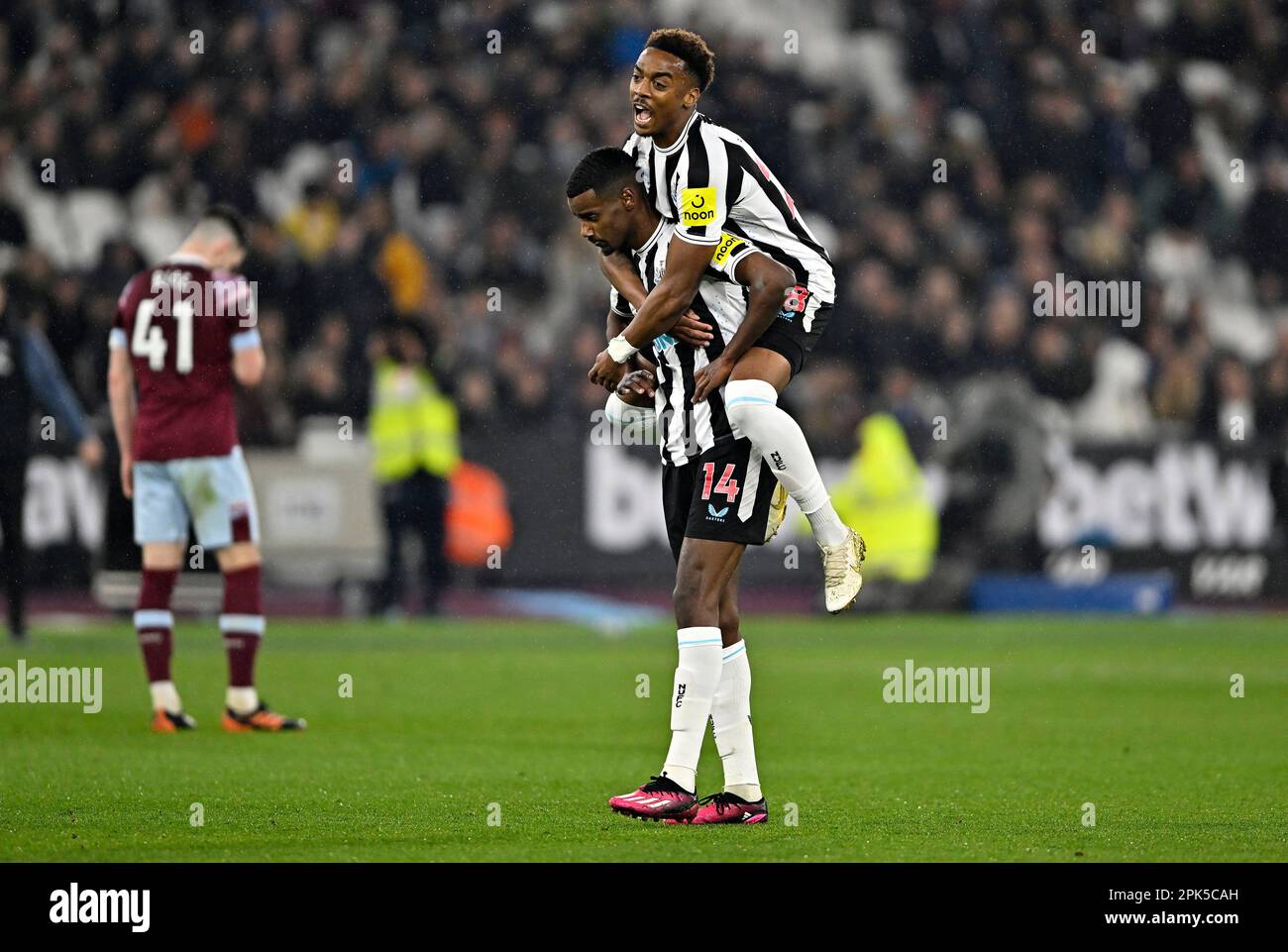 Alexander isak newcastle 2023 hi-res stock photography and images - Alamy