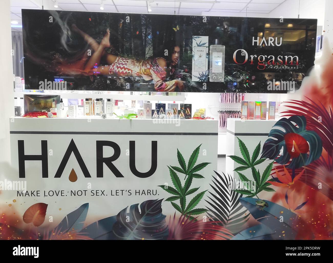 Cosmetic shop window seen in Hualien, Taiwan Stock Photo - Alamy