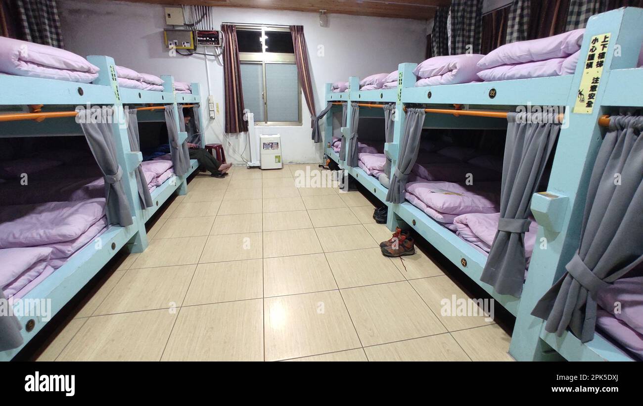 Dengpo Lodge at Tataka Stock Photo - Alamy