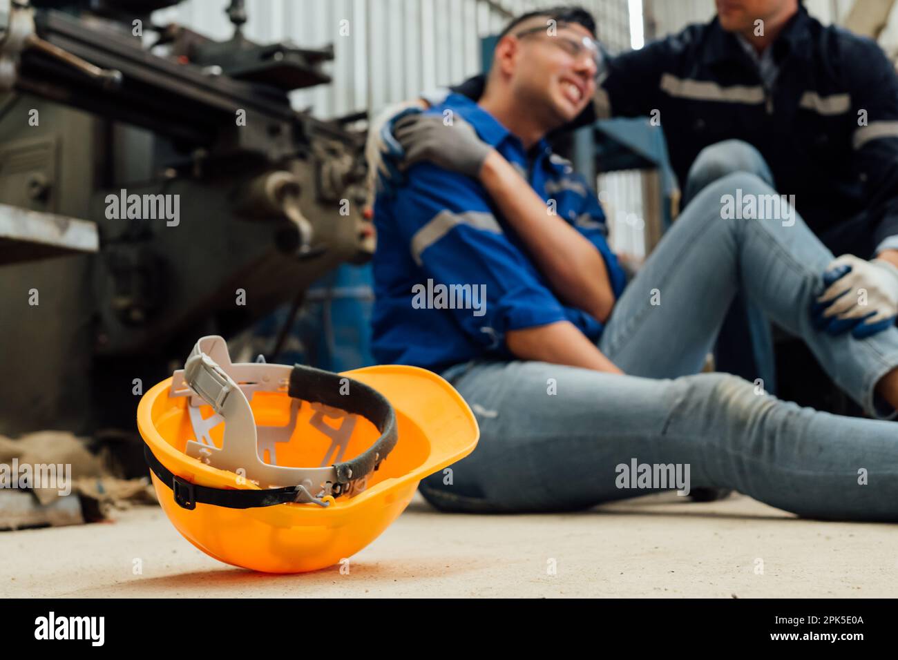 Accident machine hi-res stock photography and images - Alamy