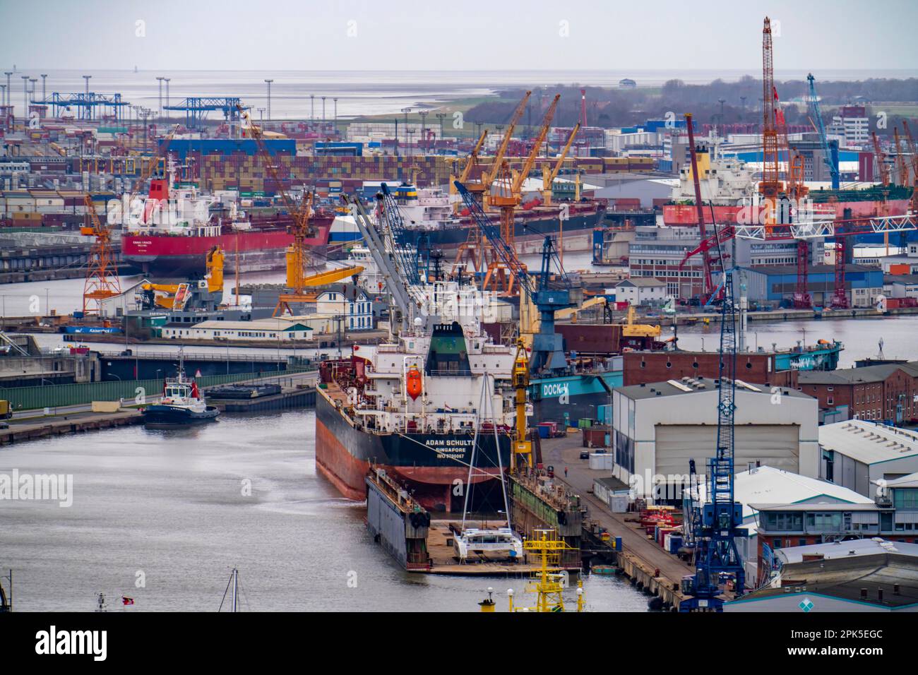 Shipyards in the overseas port of Bremerhaven, Bremen, Germany Stock ...