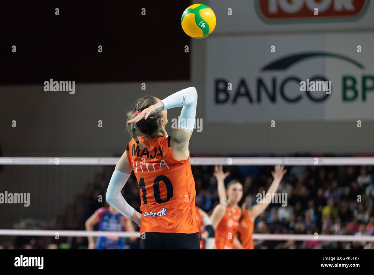 Dynavit hi-res stock photography and images - Alamy