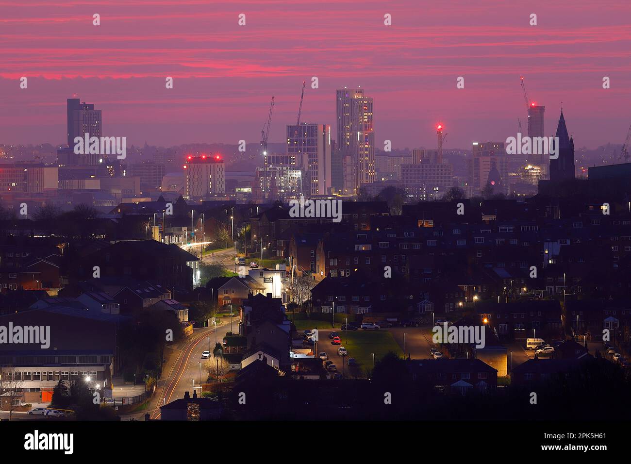 A view of Leeds City Skyline at sunrise Stock Photo - Alamy