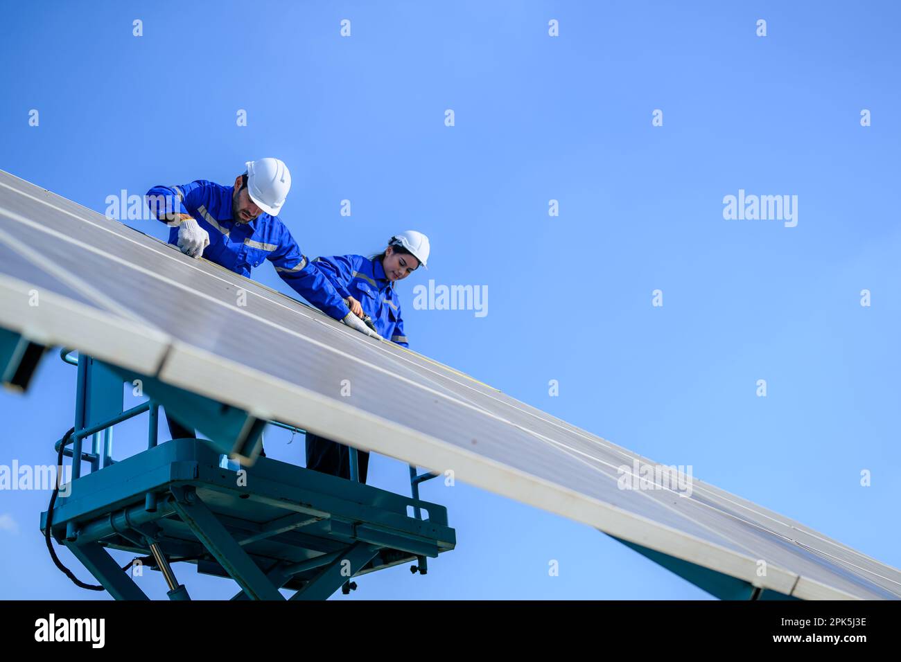 Solar panel station, Engineer installing solar panel at solar energy ...
