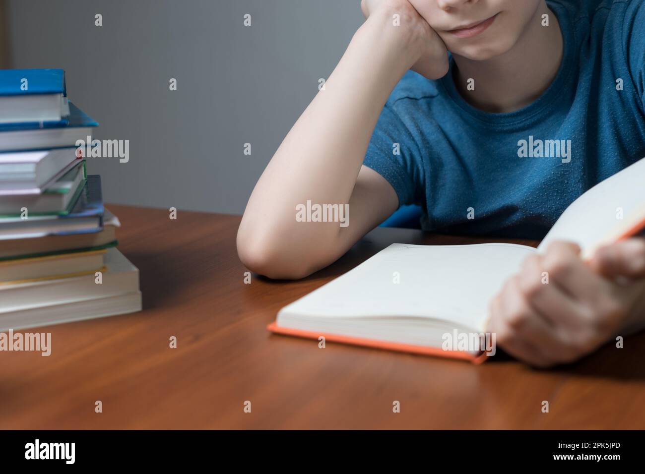 Empty school classroom teenager hi-res stock photography and images - Alamy