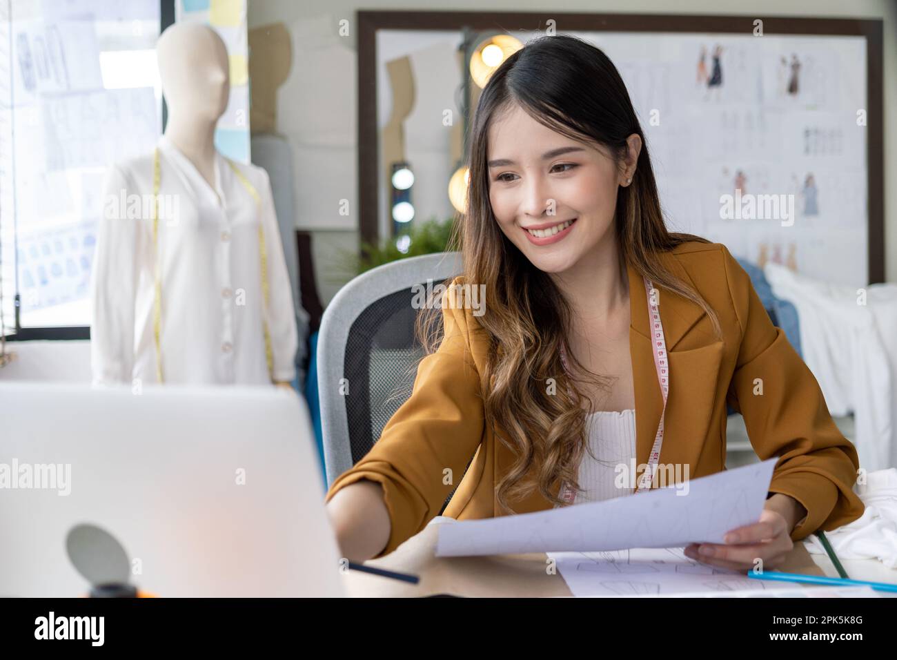 Female designer business owner, Tailoring business owner Stock Photo ...