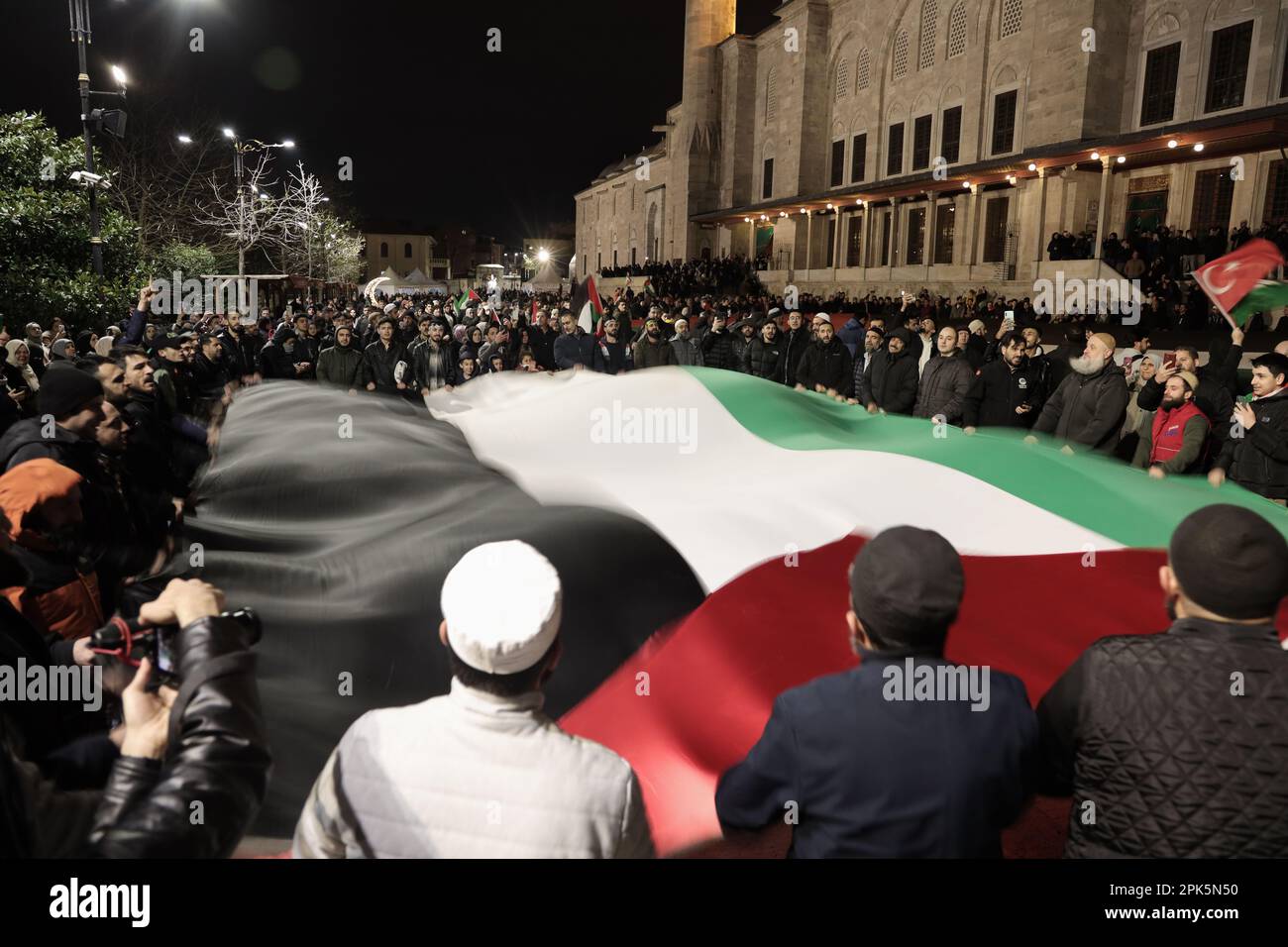 Istanbul, Istanbul, Turkey. 6th Apr, 2023. A furious vigil was held in ...