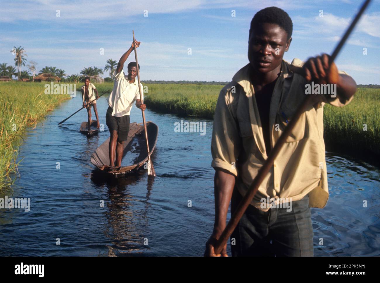 How people live in africa hi-res stock photography and images - Alamy