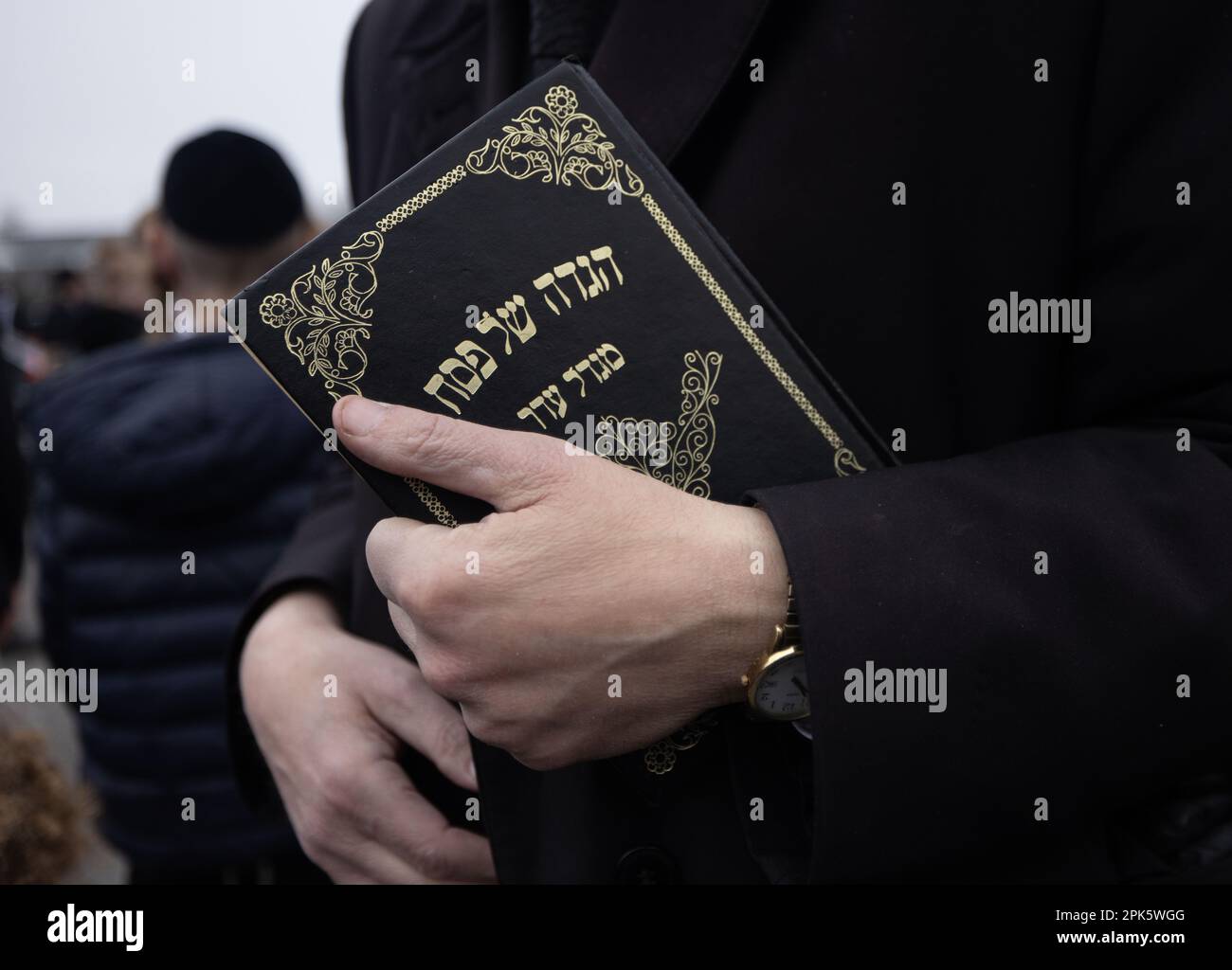 Lakewood, New Jersey, USA. 5th Apr, 2023. The Orthodox Jewish community ...