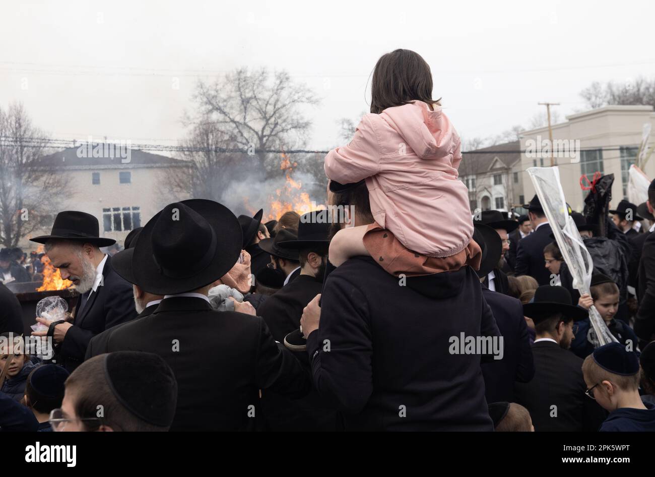 Lakewood, New Jersey, USA. 5th Apr, 2023. The Orthodox Jewish community ...