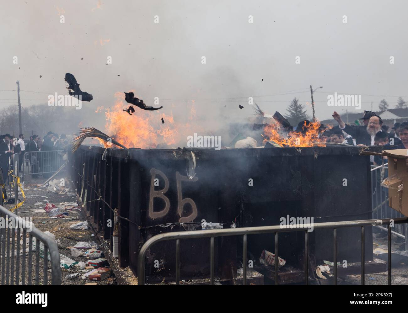 Lakewood, New Jersey, USA. 5th Apr, 2023. The Orthodox Jewish community ...